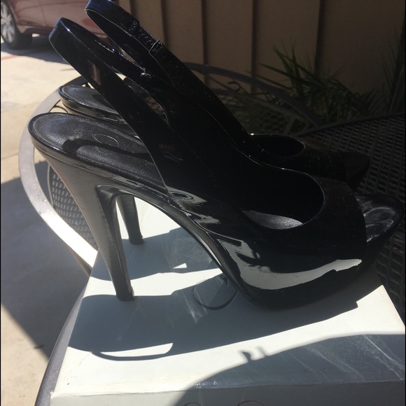Jessica Simpson | Shoes | Jessica Simpson Patent Leather Heel Sandals ...